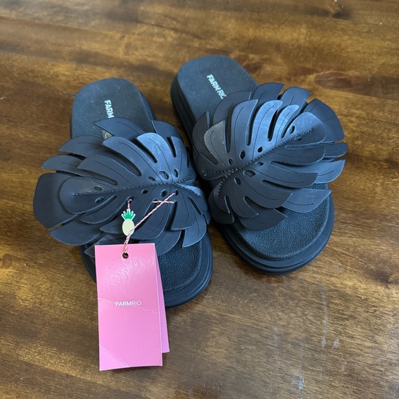 FARM Rio | Shoes | Farm Rio Brazil Almond Monstera Anatomic Slide ...